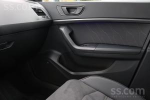 Белый Cupra ateca 2025 в Рига, объемом двигателя 2.00 л и пробегом 18 тыс. км за 36490 €, фото 24 на AUTOMOTO.COM.LV