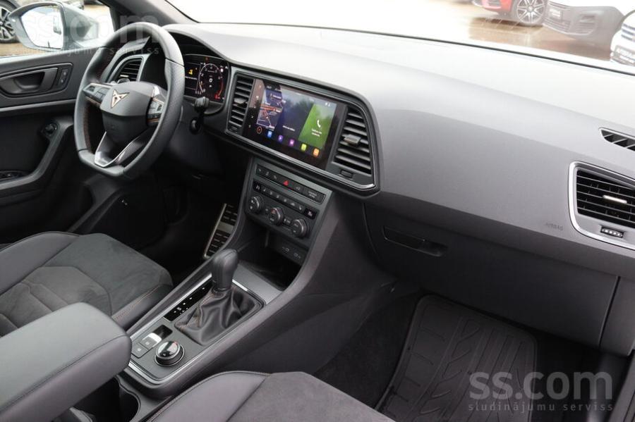 Белый Cupra ateca 2025 в Рига, объемом двигателя 2.00 л и пробегом 18 тыс. км за 36490 €, фото 30 на AUTOMOTO.COM.LV