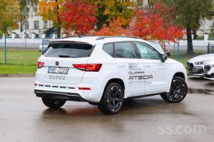 Белый Cupra ateca 2025 в Рига, объемом двигателя 2.00 л и пробегом 18 тыс. км за 36490 €, фото 34 на AUTOMOTO.COM.LV