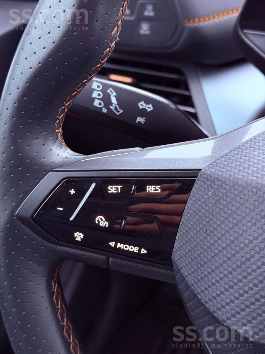 Черный Cupra Born 2022 в Рига, объемом двигателя 0.00 л и пробегом 4 тыс. км за 29480 €, фото 16 на AUTOMOTO.COM.LV