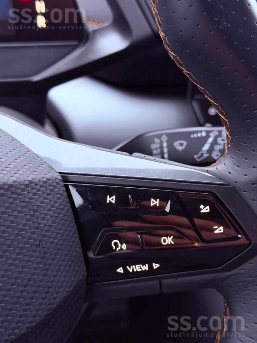 Черный Cupra Born 2022 в Рига, объемом двигателя 0.00 л и пробегом 4 тыс. км за 29480 €, фото 17 на AUTOMOTO.COM.LV