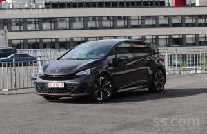 Black Cupra Born 2022 in Riga, with an engine capacity of 0.00 L and mileage of 5 thousand km for 28480 €, photo 4 on AUTOMOTO.COM.LV