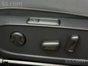 Black Cupra Born 2022 in Riga, with an engine capacity of 0.00 L and mileage of 5 thousand km for 28480 €, photo 9 on AUTOMOTO.COM.LV