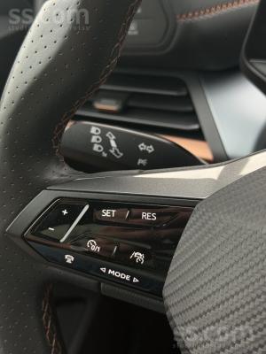 Black Cupra Born 2022 in Riga, with an engine capacity of 0.00 L and mileage of 5 thousand km for 28480 €, photo 18 on AUTOMOTO.COM.LV