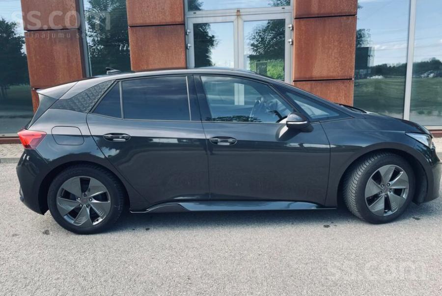 Melns Cupra Born 2023 Rīga, ar dzinēja tilpumu 0.00 L un nobraukumu 26 tūkst. km par 23950 €, foto 13 vietnē AUTOMOTO.COM.LV