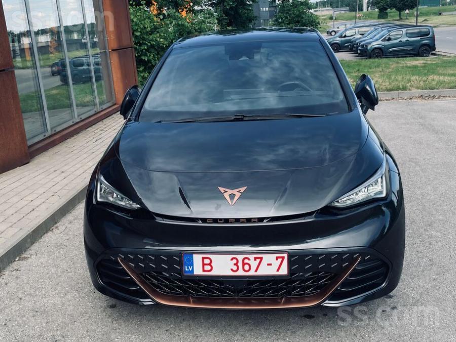 Melns Cupra Born 2023 Rīga, ar dzinēja tilpumu 0.00 L un nobraukumu 26 tūkst. km par 23950 €, foto 14 vietnē AUTOMOTO.COM.LV