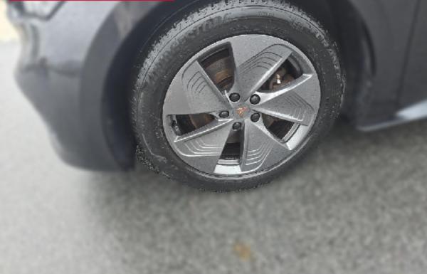 Black Cupra Born 2023 in Riga, with an engine capacity of 0.00 L and mileage of 92 thousand km for 23990 €, photo 9 on AUTOMOTO.COM.LV