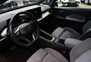 Black Cupra Born 2024 in Riga, with an engine capacity of 0.00 L and mileage of 31 thousand km for 28990 €, photo 5 on AUTOMOTO.COM.LV