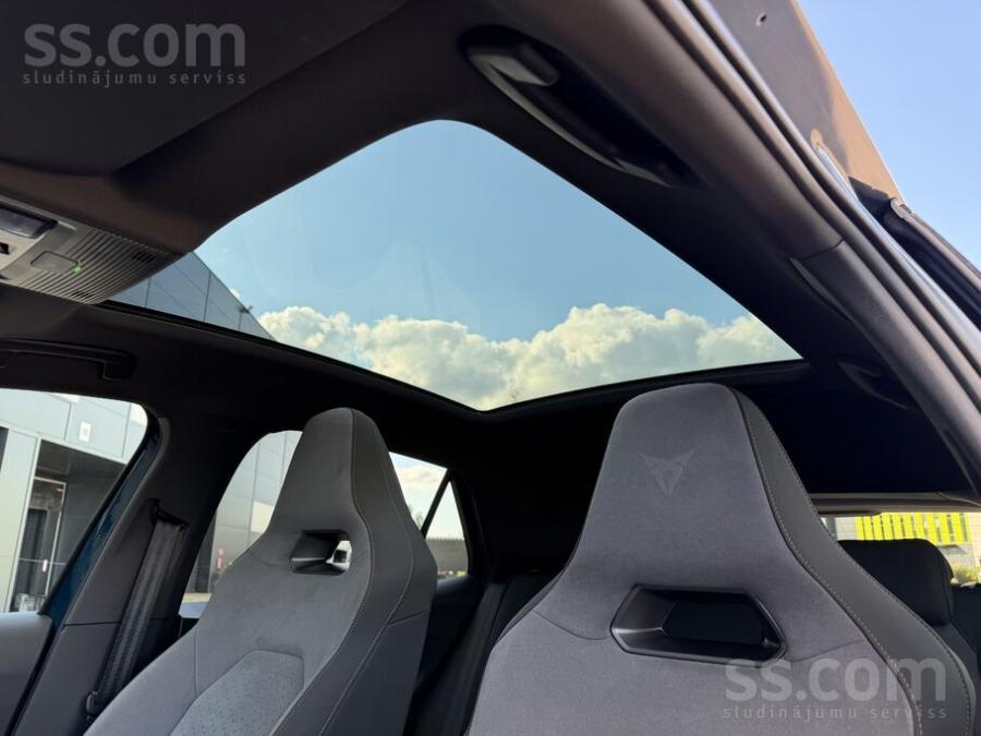 Синий Cupra Born 2021 в Рига, объемом двигателя 0.00 л и пробегом 61 тыс. км за 24900 €, фото 21 на AUTOMOTO.COM.LV