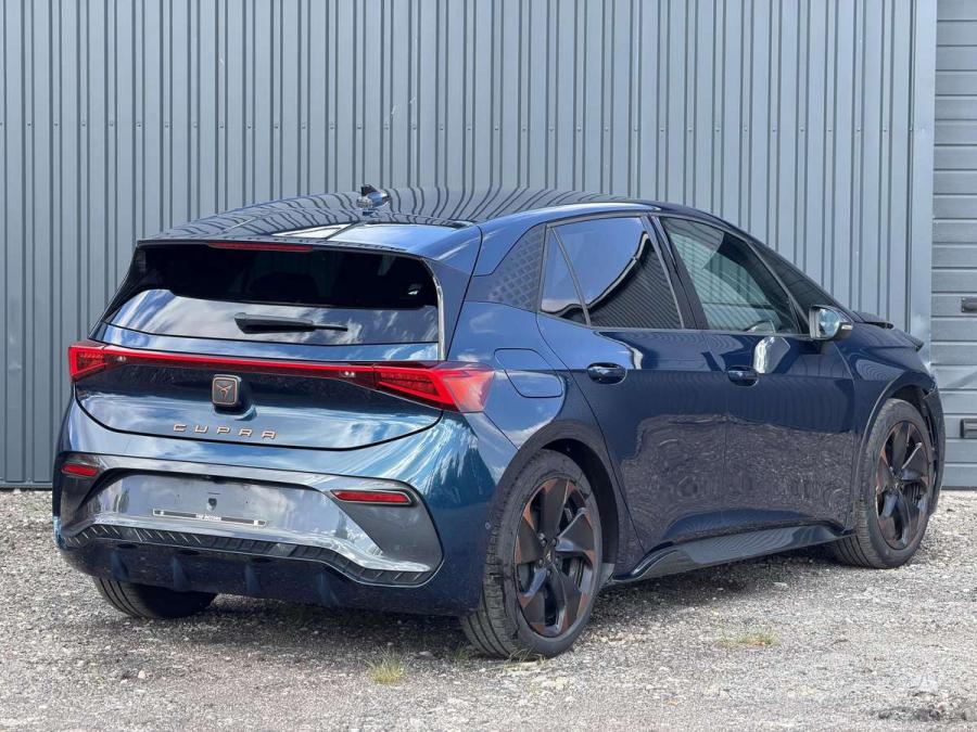 Zils Cupra Born 2022 Kauņa, ar dzinēja tilpumu 0.00 L un nobraukumu 121 tūkst. km par 15900 €, foto 5 vietnē AUTOMOTO.COM.LV