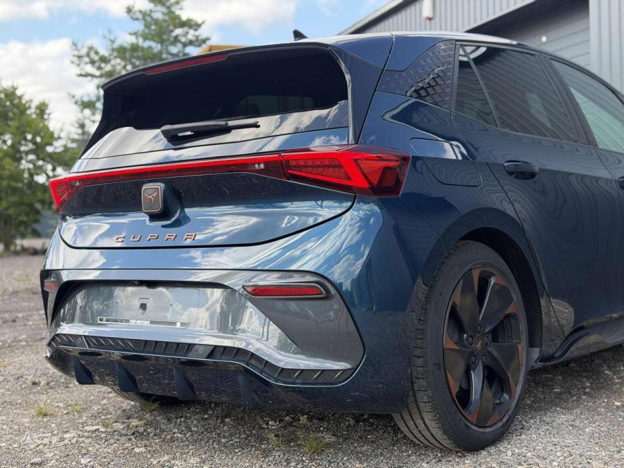 Zils Cupra Born 2022 Kauņa, ar dzinēja tilpumu 0.00 L un nobraukumu 121 tūkst. km par 15900 €, foto 8 vietnē AUTOMOTO.COM.LV