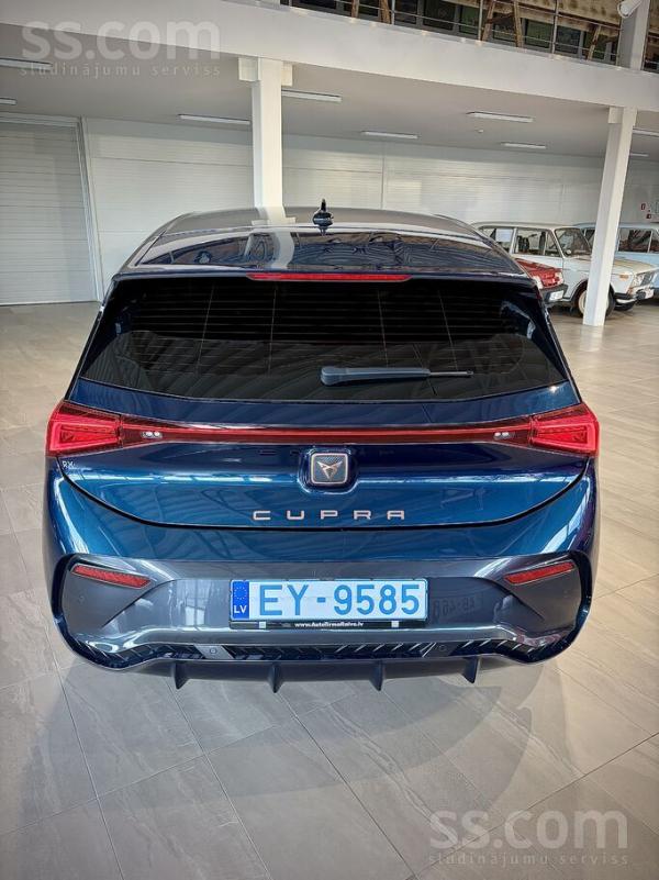 Blue Cupra Born 2022 in Dobele, with an engine capacity of 0.00 L and mileage of 79 thousand km for 23650 €, photo 4 on AUTOMOTO.COM.LV