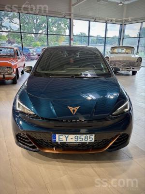 Синий Cupra Born 2022 в Добеле, объемом двигателя 0.00 л и пробегом 79 тыс. км за 23650 €, фото 9 на AUTOMOTO.COM.LV