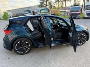 Zils Cupra Born 2024 Utena, ar dzinēja tilpumu 0.00 L un nobraukumu 33 tūkst. km par 22500 €, foto 5 vietnē AUTOMOTO.COM.LV