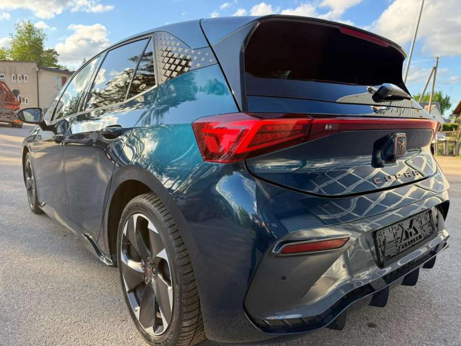 Zils Cupra Born 2024 Utena, ar dzinēja tilpumu 0.00 L un nobraukumu 33 tūkst. km par 22500 €, foto 11 vietnē AUTOMOTO.COM.LV