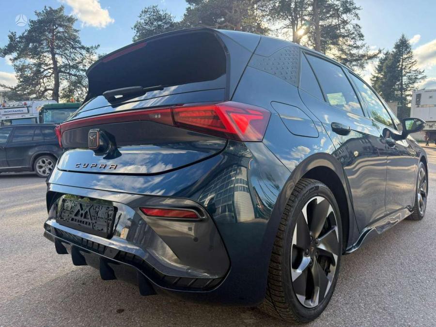Zils Cupra Born 2024 Utena, ar dzinēja tilpumu 0.00 L un nobraukumu 33 tūkst. km par 22500 €, foto 16 vietnē AUTOMOTO.COM.LV