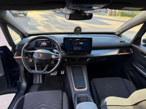 Zils Cupra Born 2024 Utena, ar dzinēja tilpumu 0.00 L un nobraukumu 33 tūkst. km par 22500 €, foto 17 vietnē AUTOMOTO.COM.LV