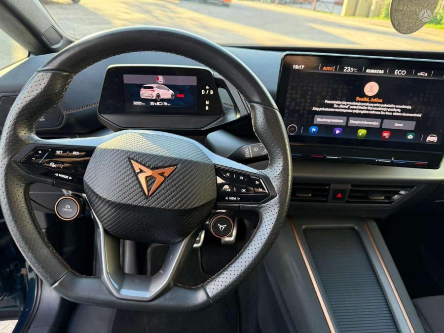 Zils Cupra Born 2024 Utena, ar dzinēja tilpumu 0.00 L un nobraukumu 33 tūkst. km par 22500 €, foto 18 vietnē AUTOMOTO.COM.LV