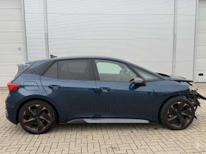 Зеленый Cupra Born 2022 в Каунас, объемом двигателя 0.00 л и пробегом 39 тыс. км за 8700 €, фото 3 на AUTOMOTO.COM.LV