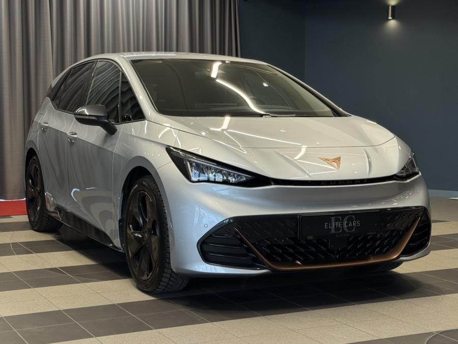 Pelēks Cupra Born 2022 Rīga, ar dzinēja tilpumu 0.00 L un nobraukumu 101 tūkst. km par 19990 €, foto 3 vietnē AUTOMOTO.COM.LV