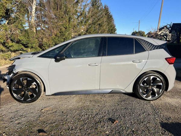 Pelēks Cupra Born 2022 Kauņa, ar dzinēja tilpumu 0.00 L un nobraukumu 55 tūkst. km par 13750 €, foto 5 vietnē AUTOMOTO.COM.LV