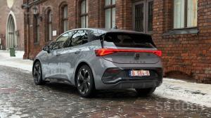 Серый Cupra Born 2022 в Рига, объемом двигателя 0.00 л и пробегом 60 тыс. км за 24450 €, фото 3 на AUTOMOTO.COM.LV