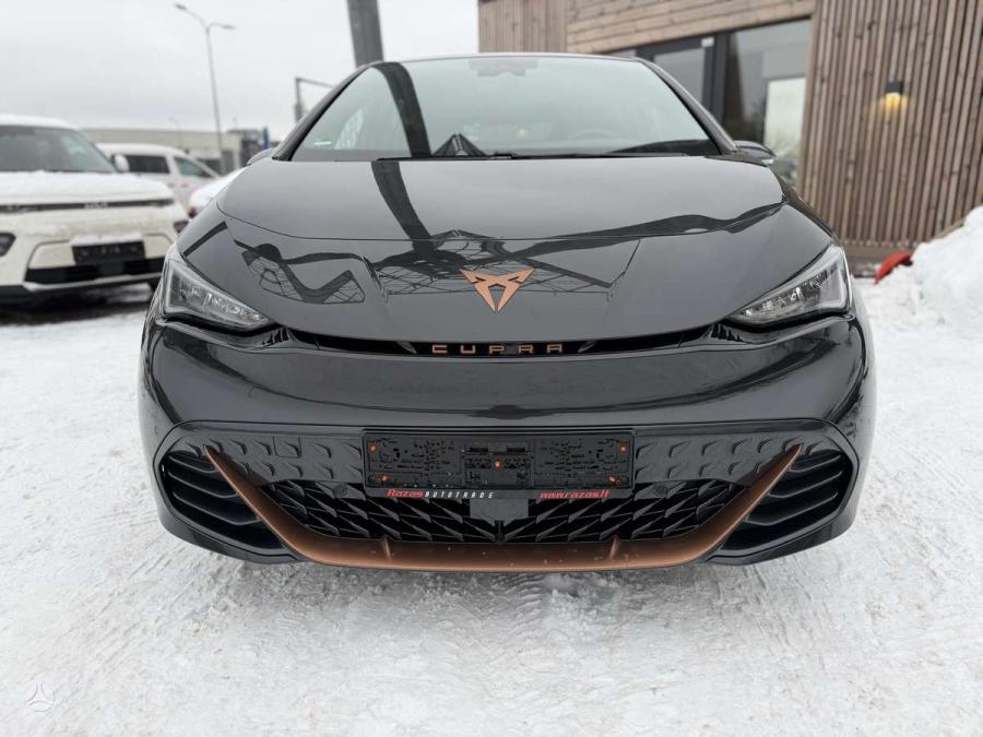 Pelēks Cupra Born 2022 Viļņa, ar dzinēja tilpumu 0.00 L un nobraukumu 113 tūkst. km par 22000 €, foto 6 vietnē AUTOMOTO.COM.LV