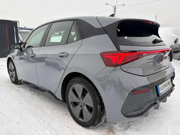 Grey Cupra Born 2022 in Vilnius, with an engine capacity of 0.00 L and mileage of 122 thousand km for 18900 €, photo 7 on AUTOMOTO.COM.LV