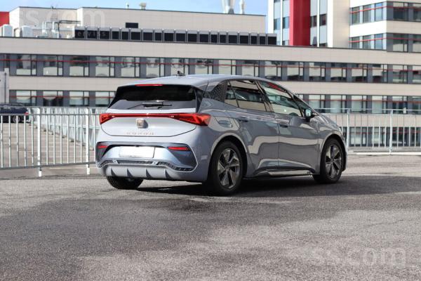 Grey Cupra Born 2022 in Riga, with an engine capacity of 0.00 L and mileage of 27 thousand km for 24980 €, photo 6 on AUTOMOTO.COM.LV