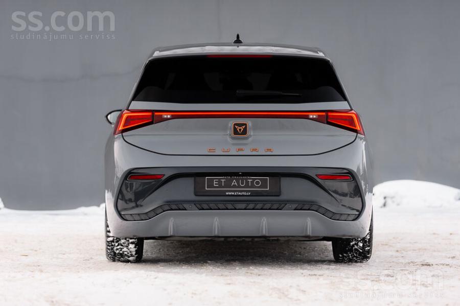 Серый Cupra Born 2022 в Елгава, объемом двигателя 0.00 л и пробегом 220 тыс. км за 16500 €, фото 7 на AUTOMOTO.COM.LV