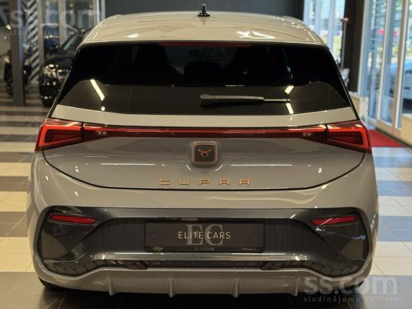 Серый Cupra Born 2022 в Рига, объемом двигателя 0.00 л и пробегом 91 тыс. км за 21990 €, фото 5 на AUTOMOTO.COM.LV