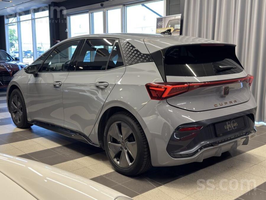 Grey Cupra Born 2022 in Riga, with an engine capacity of 0.00 L and mileage of 91 thousand km for 21990 €, photo 7 on AUTOMOTO.COM.LV