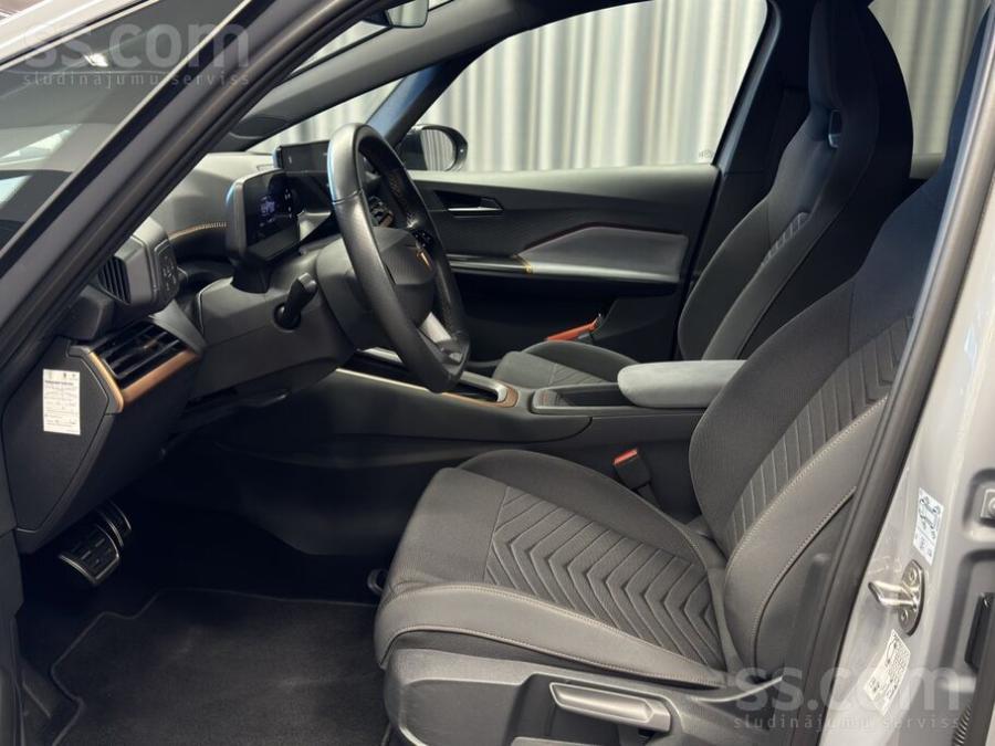 Grey Cupra Born 2022 in Riga, with an engine capacity of 0.00 L and mileage of 91 thousand km for 21990 €, photo 10 on AUTOMOTO.COM.LV