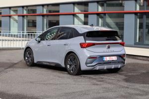 Grey Cupra Born 2022 in Riga, with an engine capacity of 0.00 L and mileage of 27 thousand km for 26980 €, photo 19 on AUTOMOTO.COM.LV