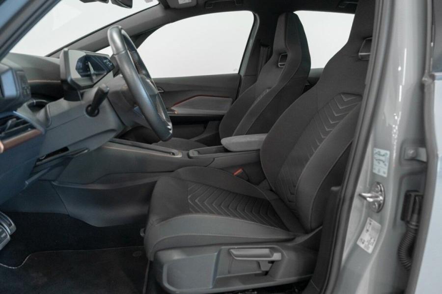 Серый Cupra Born 2022 в Вильнюс, объемом двигателя 0.00 л и пробегом 60 тыс. км за 23900 €, фото 12 на AUTOMOTO.COM.LV