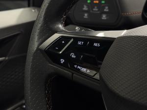 Серый Cupra Born 2022 в Рига, объемом двигателя 0.00 л и пробегом 91 тыс. км за 21990 €, фото 24 на AUTOMOTO.COM.LV