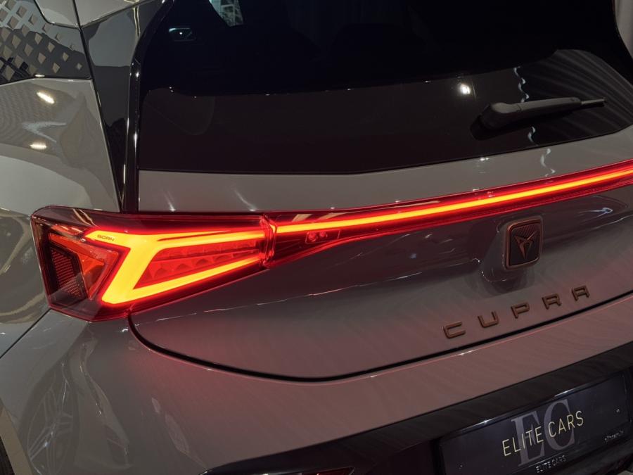 Серый Cupra Born 2022 в Рига, объемом двигателя 0.00 л и пробегом 91 тыс. км за 21990 €, фото 31 на AUTOMOTO.COM.LV