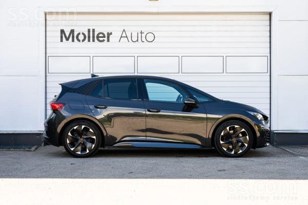 Grey Cupra Born 2022 in Riga, with an engine capacity of 0.00 L and mileage of 75 thousand km for 26950 €, photo 5 on AUTOMOTO.COM.LV