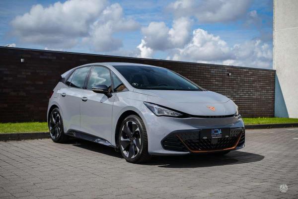 Серый Cupra Born 2022 в Мариямполе, объемом двигателя 0.00 л и пробегом 44 тыс. км за 22950 €, фото 1 на AUTOMOTO.COM.LV