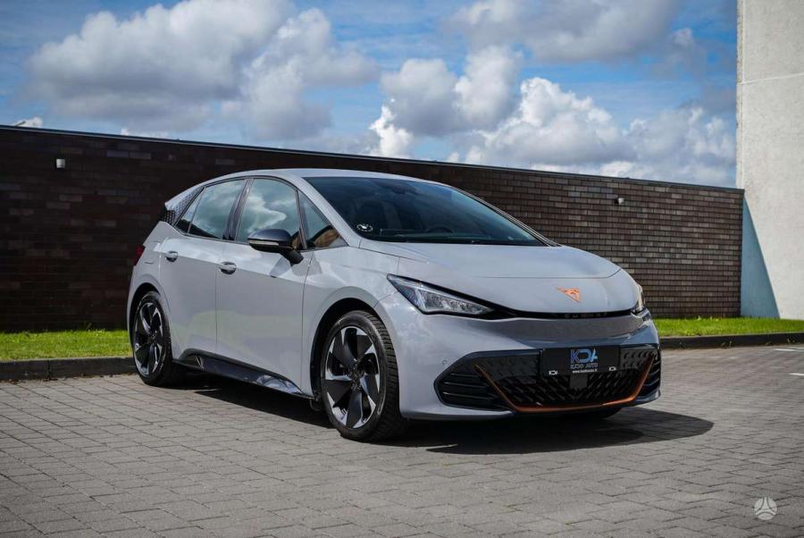 Серый Cupra Born 2022 в Мариямполе, объемом двигателя 0.00 л и пробегом 44 тыс. км за 22950 €, фото 1 на AUTOMOTO.COM.LV