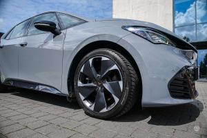 Серый Cupra Born 2022 в Мариямполе, объемом двигателя 0.00 л и пробегом 44 тыс. км за 22950 €, фото 7 на AUTOMOTO.COM.LV
