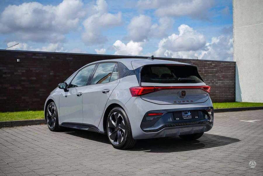 Серый Cupra Born 2022 в Мариямполе, объемом двигателя 0.00 л и пробегом 44 тыс. км за 22950 €, фото 10 на AUTOMOTO.COM.LV
