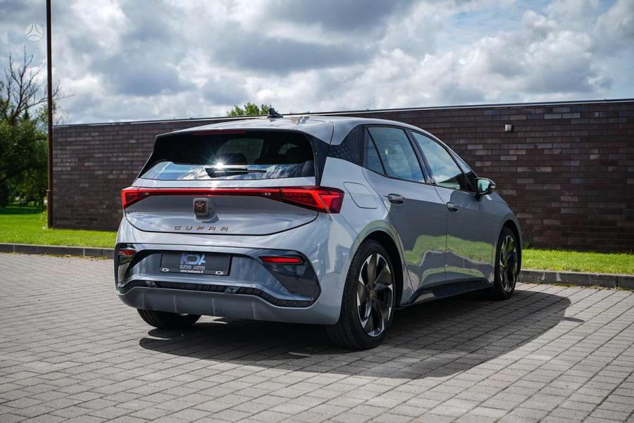 Серый Cupra Born 2022 в Мариямполе, объемом двигателя 0.00 л и пробегом 44 тыс. км за 22950 €, фото 14 на AUTOMOTO.COM.LV