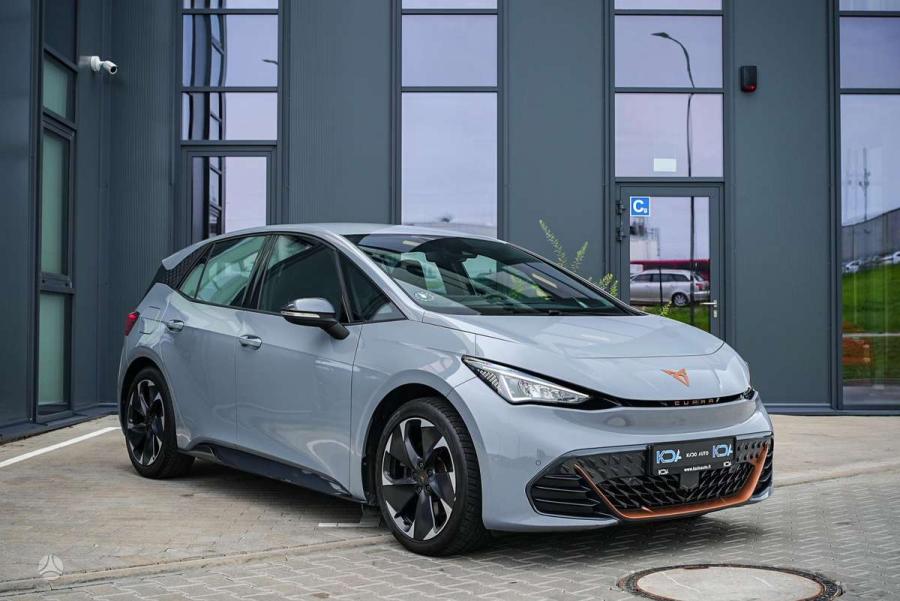 Grey Cupra Born 2022 in Kaunas, with an engine capacity of 0.00 L and mileage of 44 thousand km for 22950 €, photo 1 on AUTOMOTO.COM.LV