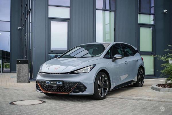 Серый Cupra Born 2022 в Каунас, объемом двигателя 0.00 л и пробегом 44 тыс. км за 22950 €, фото 2 на AUTOMOTO.COM.LV