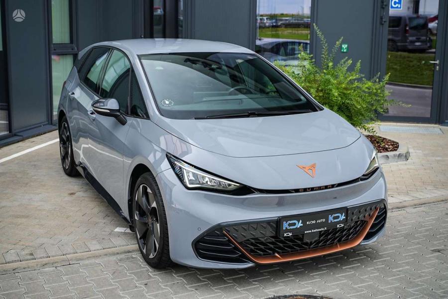 Grey Cupra Born 2022 in Kaunas, with an engine capacity of 0.00 L and mileage of 44 thousand km for 22950 €, photo 4 on AUTOMOTO.COM.LV