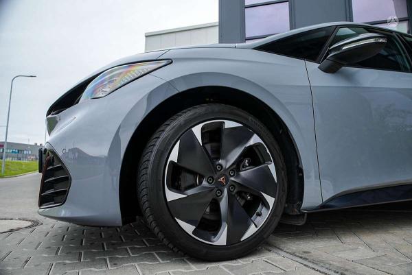 Серый Cupra Born 2022 в Каунас, объемом двигателя 0.00 л и пробегом 44 тыс. км за 22950 €, фото 6 на AUTOMOTO.COM.LV