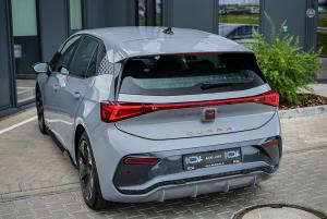 Grey Cupra Born 2022 in Kaunas, with an engine capacity of 0.00 L and mileage of 44 thousand km for 22950 €, photo 12 on AUTOMOTO.COM.LV