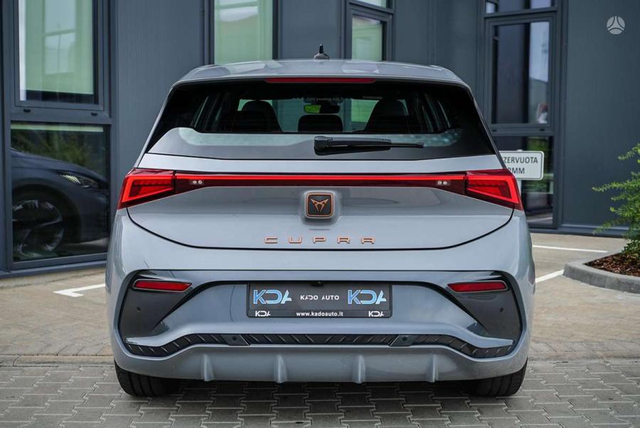 Grey Cupra Born 2022 in Kaunas, with an engine capacity of 0.00 L and mileage of 44 thousand km for 22950 €, photo 13 on AUTOMOTO.COM.LV