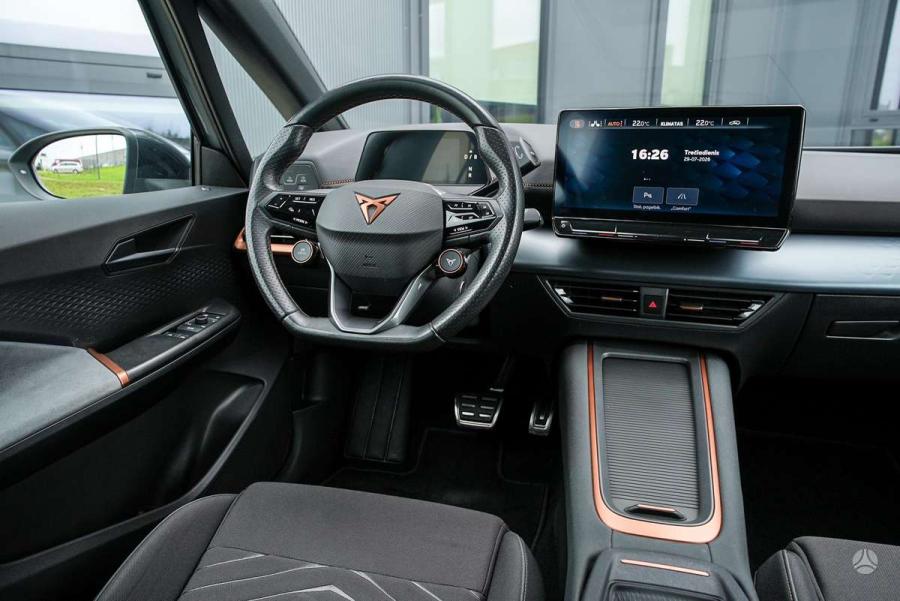 Grey Cupra Born 2022 in Kaunas, with an engine capacity of 0.00 L and mileage of 44 thousand km for 22950 €, photo 18 on AUTOMOTO.COM.LV